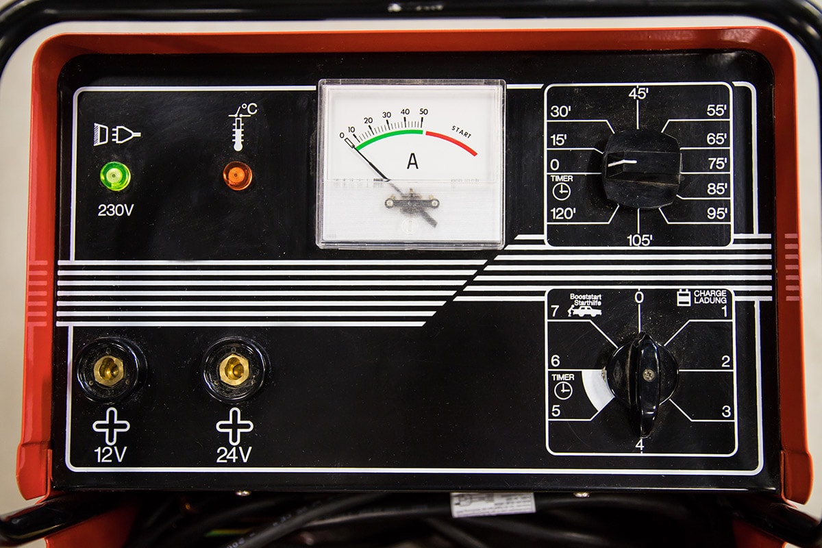 Helvi batterilader/starthjelp Sprint Car 640, 12/24 V